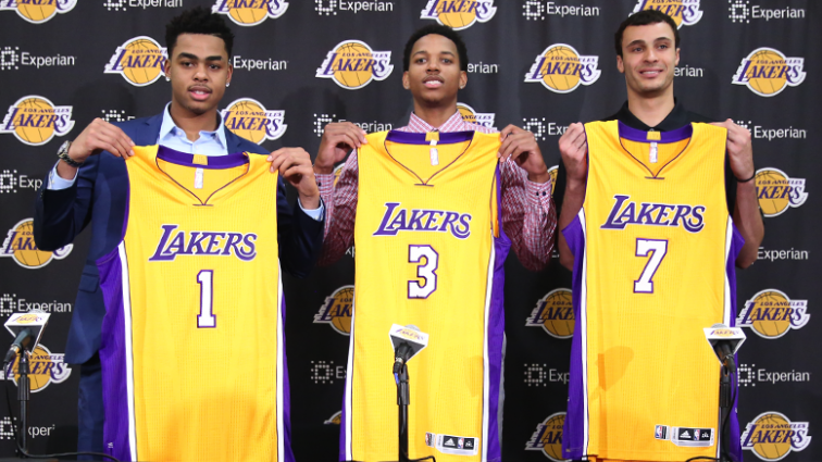 3 Rookie Lakers Resmi Diperkenalkan - INDOSPORT