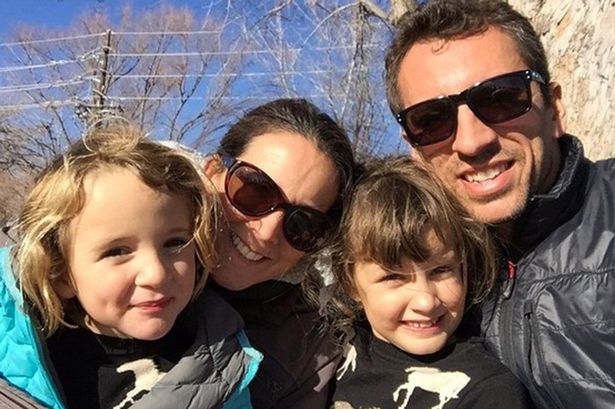 Seluruh Anggota F1 Berbelasungkawa untuk Justin Wilson - INDOSPORT